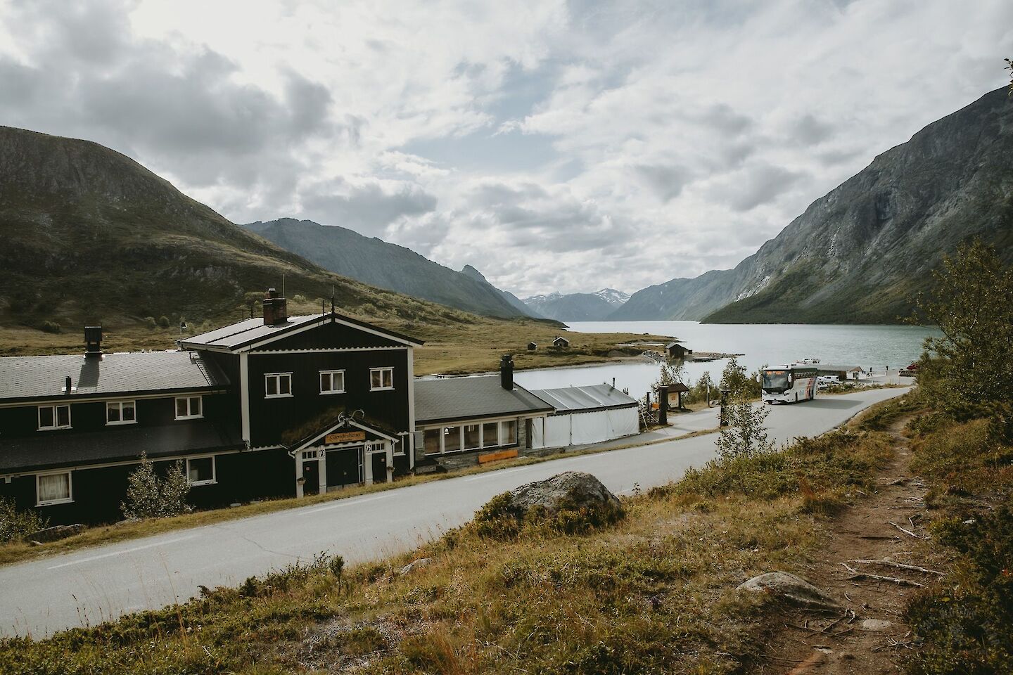 Besseggen Hike in Jotunheimen Norway - TOP 20 Hikes - In the Woods, Dear