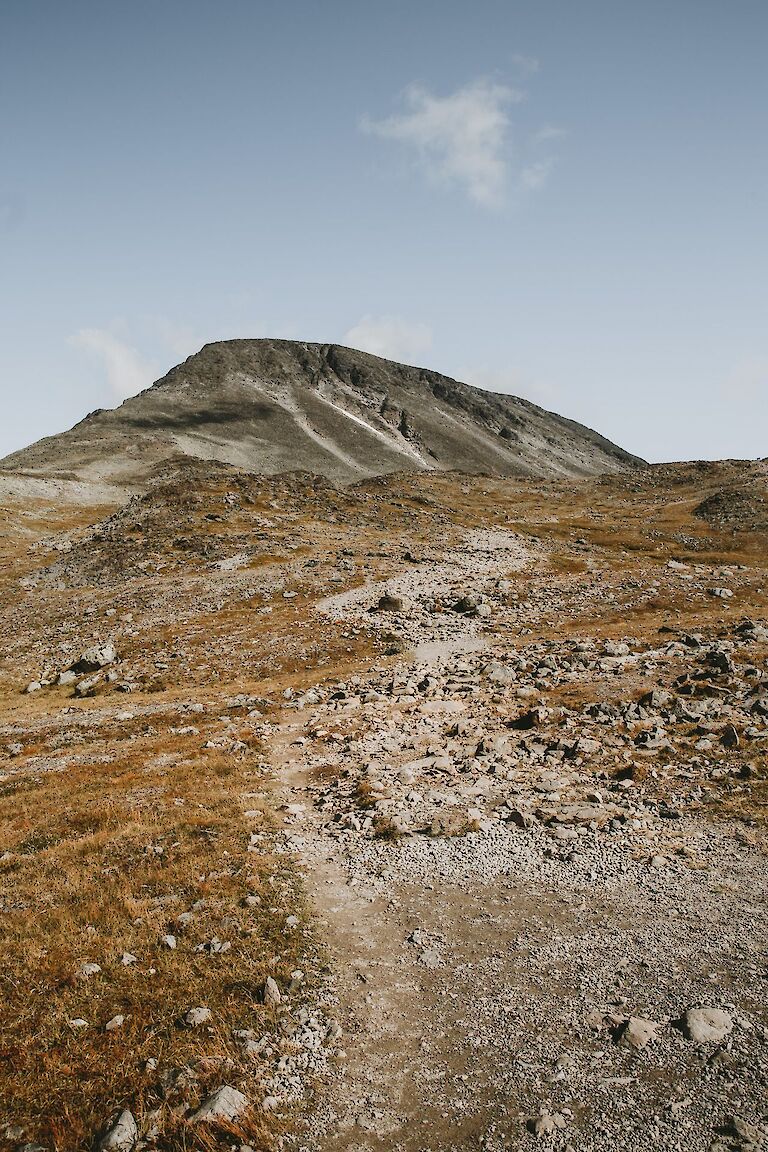 Besseggen Hike in Jotunheimen Norway - TOP 20 Hikes - In the Woods, Dear