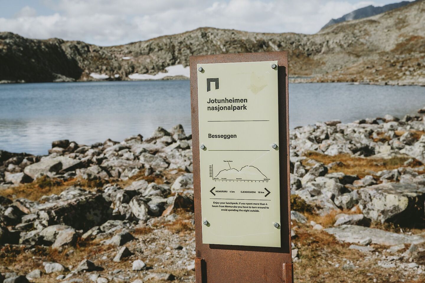 Besseggen Hike in Jotunheimen Norway - TOP 20 Hikes - In the Woods, Dear